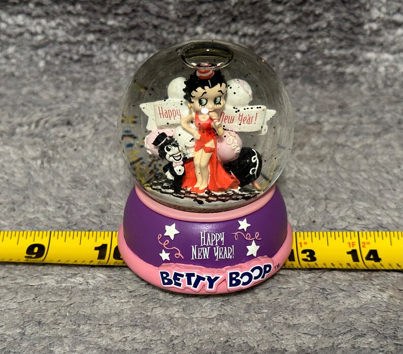 Gorgeous Collectible and Rare Betty Boop Snow Globe, Snowball, Happy ...