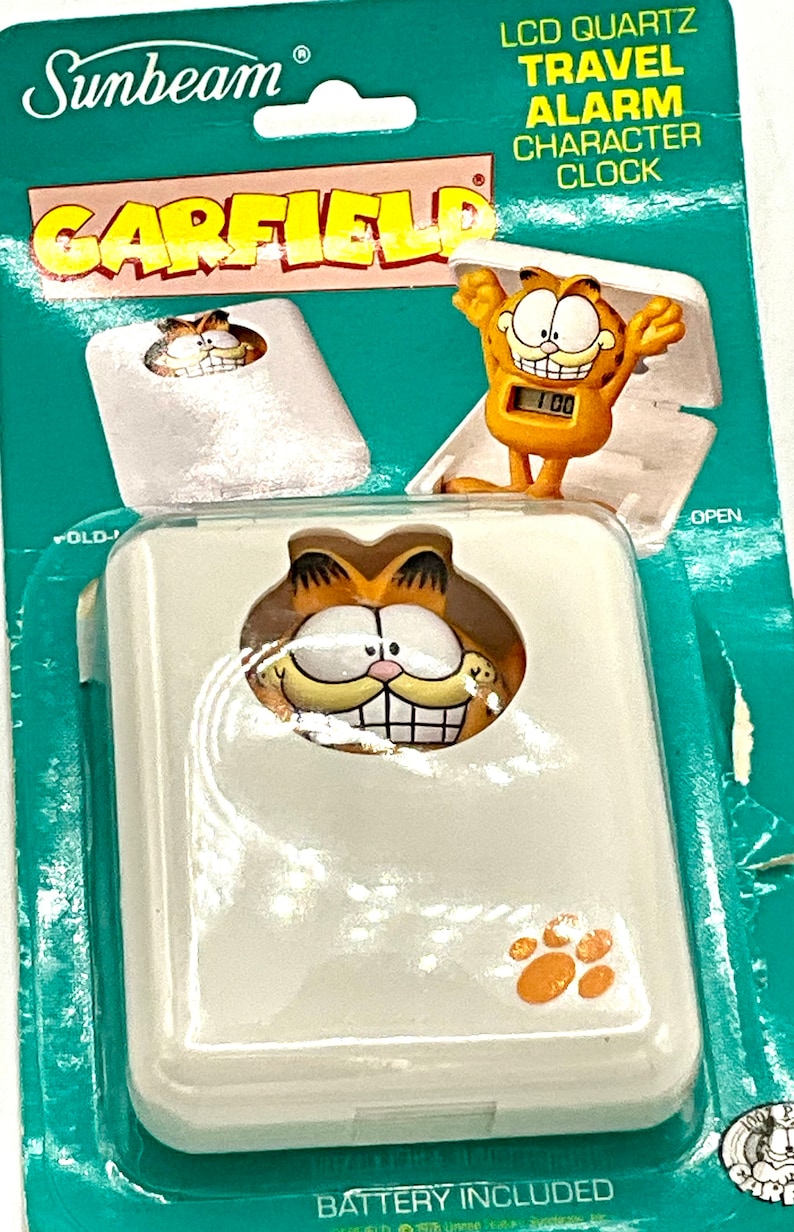 Gorgeous Collectible and Vintage Garfield Clock, Alarm Desk, Cat ...