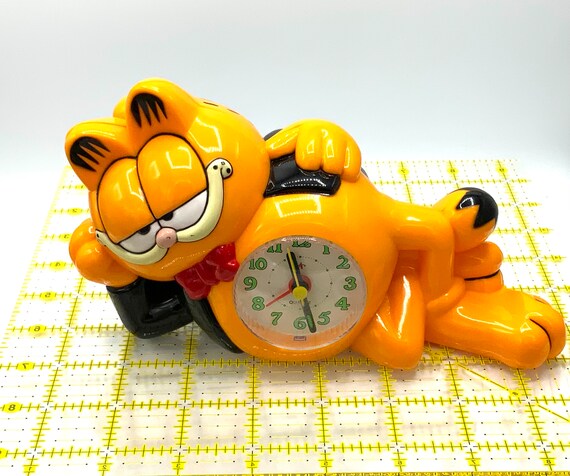 Gorgeous collectible and Vintage Garfield clock, alar… - Gem