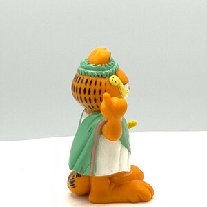 Gorgeous Collectible and Vintage Garfield as Julius Caesar Figurine ...