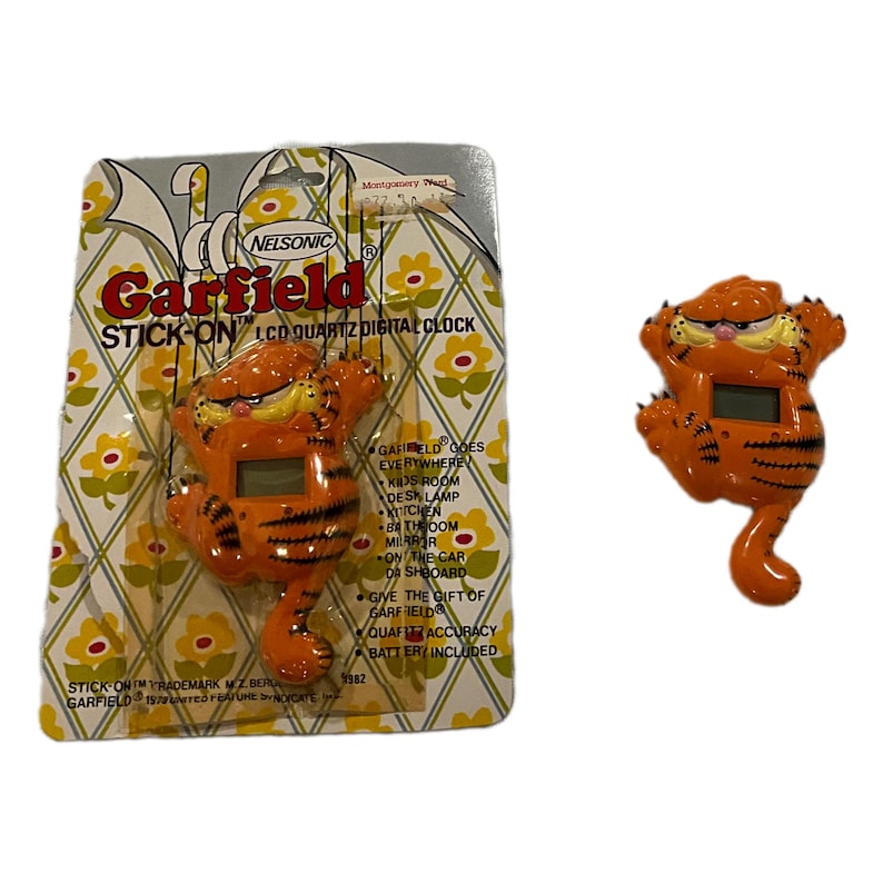 Collectible and Vintage Garfield Digital Clock, Stick-on Cat, Nelsonic ...