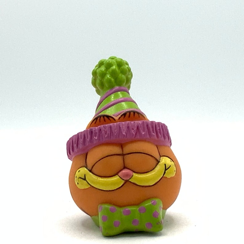 Gorgeous Collectible and Vintage Garfield Pencil Topper, Cat, Orange ...