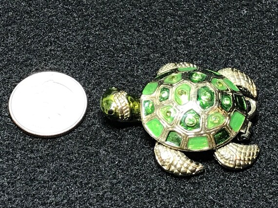 Green Sea turtle trinket and pendant - Gem