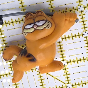 Vintage Garfield Playing the Golf. - Etsy
