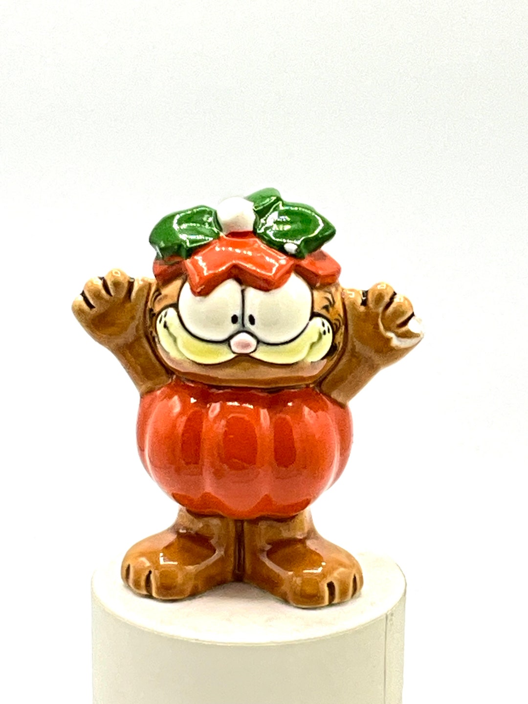 Gorgeous Collectible and Vintage Garfield as Pumpkin Figurine. With Tag ...