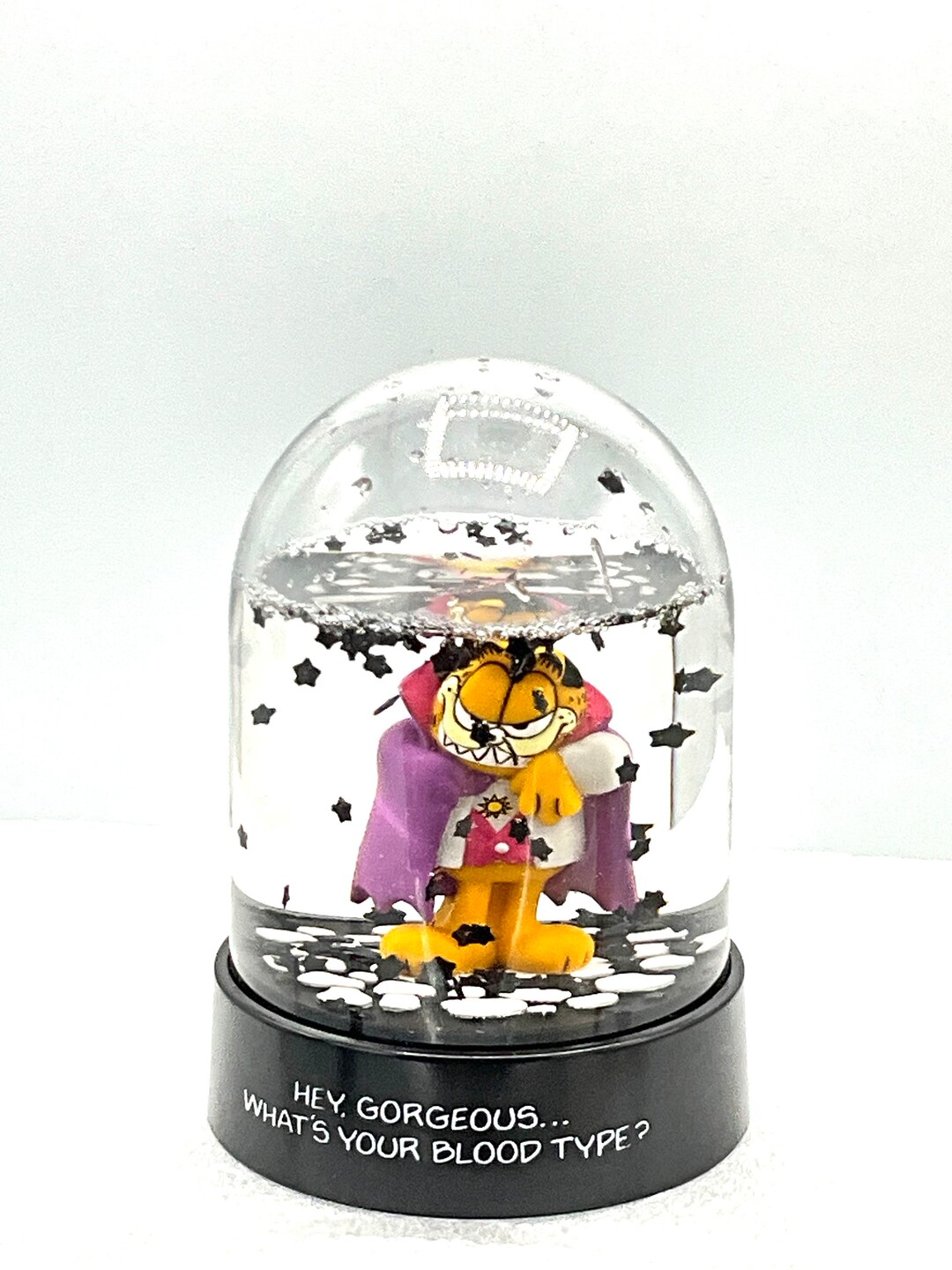 Gorgeous Collectible and Vintage Garfield Snow Waterdome, Dracula, “hey ...