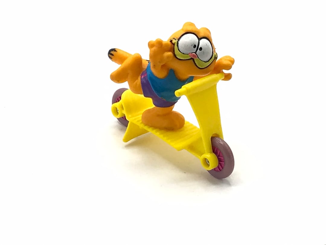 Vintage Garfield With a Scooter. - Etsy