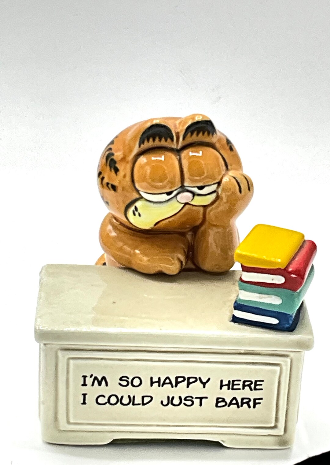Gorgeous Vintage and Collectible Ceramic Garfield is Sitting, im so ...