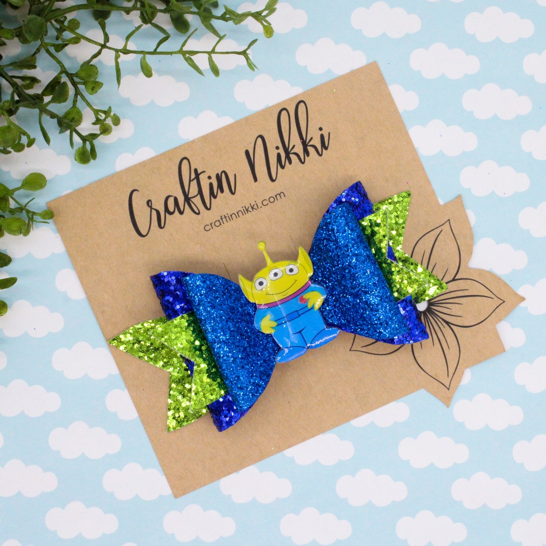 Green Alien in Blue Chunky Blue Eyes Fine Glitter Hair Bow Clip | Straw ...