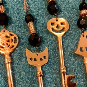 Halloween Key Ornament/copper Skeleton Key/beaded/cat-pumpkin-ghost ...