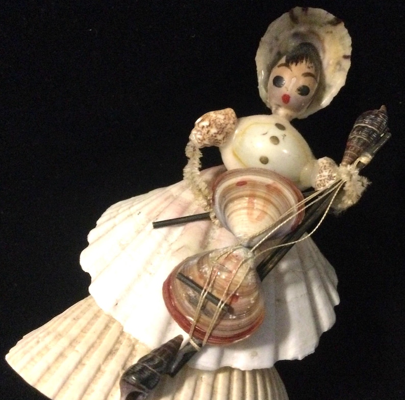 Seashell Doll Figurine-knick Knack Souvenir/shell Art/music-musical ...