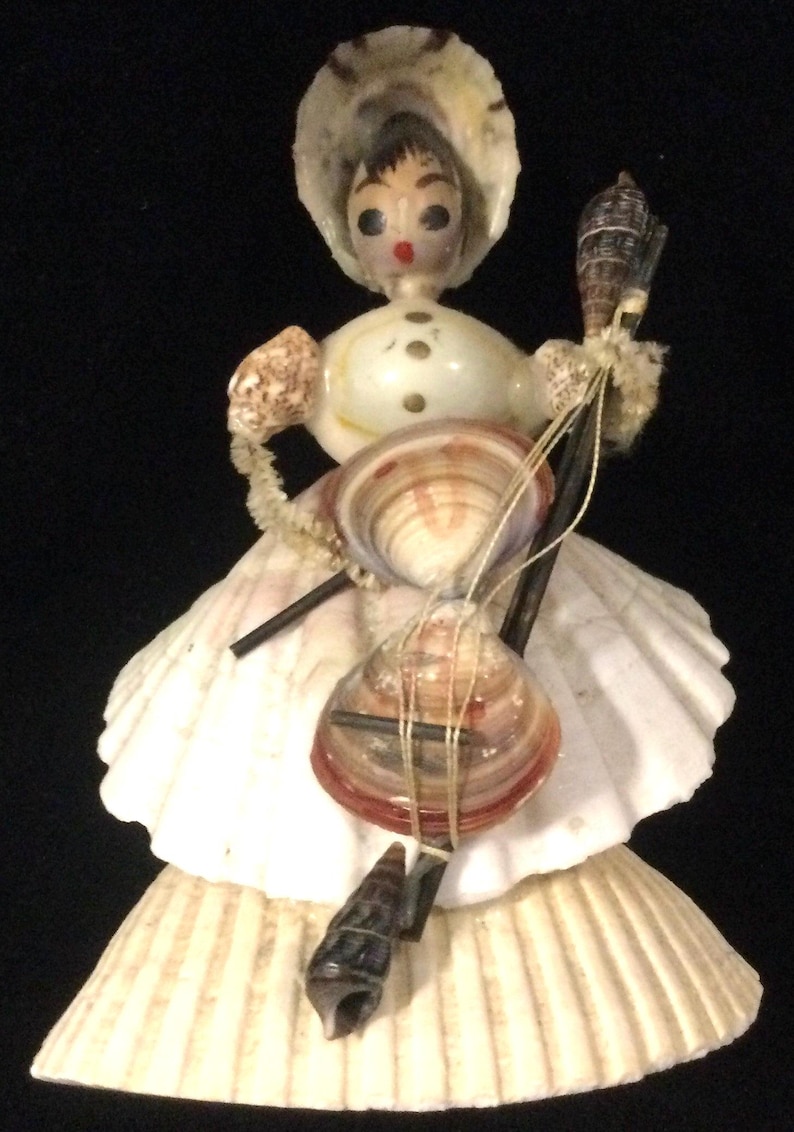 Seashell Doll Figurine-knick Knack Souvenir/shell Art/music-musical ...