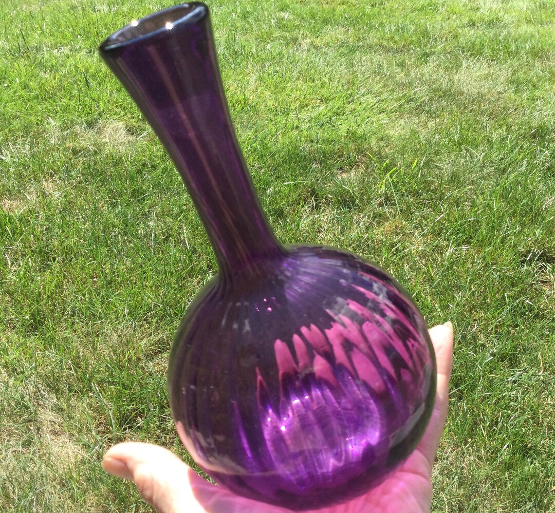 Purple Amethyst Glass Vase-bud Vase/blown Glass Ribbed Optic/italian ...
