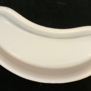 Enamelware Hospital Bedpan & Medical Basin Spittoon Hospital Supply ...