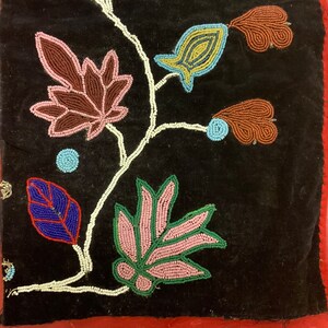 Antique Native American Indian Beadwork Floral Embroidery Velvet ...