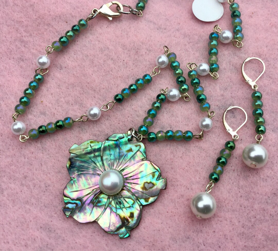 Seashell Beaded Necklace Pendant & Earrings/carved Abalone Shell Flower ...