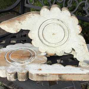 1800s White Wood Corbel-pediment-fretwork/reclaimed Architectural ...