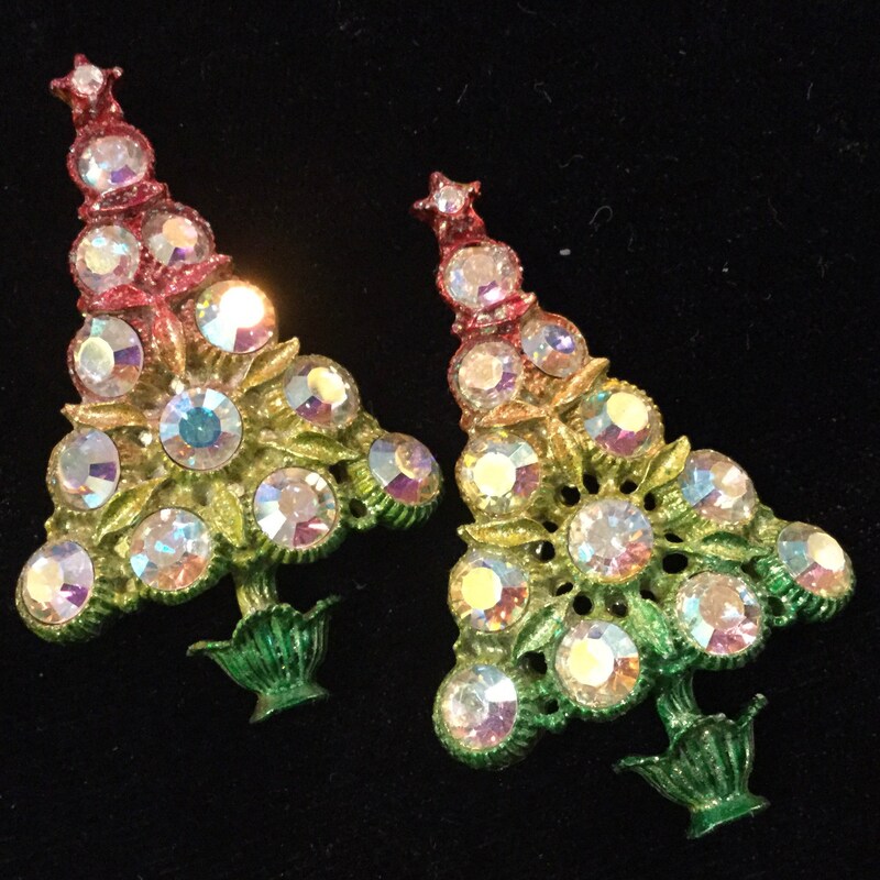 Christmas Tree Pin - Etsy