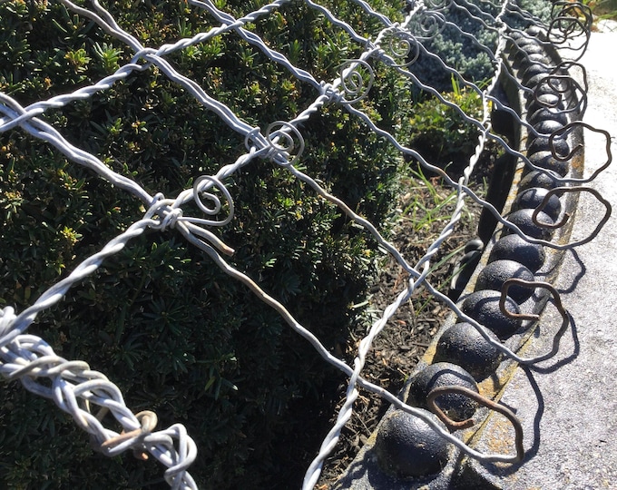 Retro Wire Vinyl Record Storage Rack - Record Album Holder - Wire Brass ...
