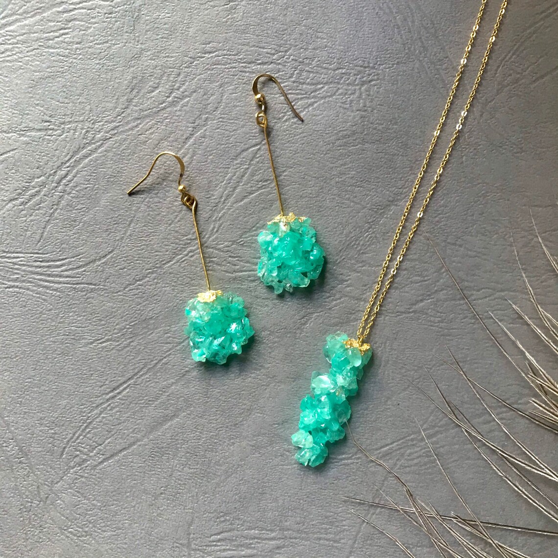 Handmade Jewelry Designs, Jewelry Set, Turquoise Crystals in Resin ...