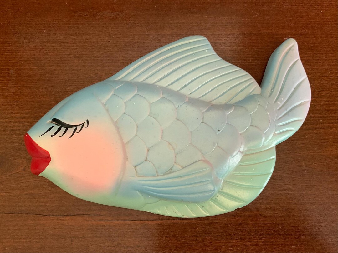 Vintage Anthropomorphic Pearl Luster Blue Chalkware Fish With Eyelashes ...