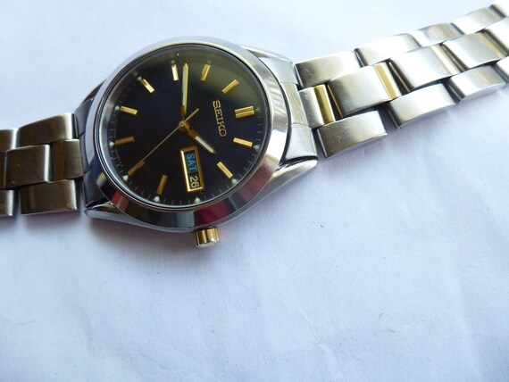 vintage seiko quartz stainless steel mens watch - Gem