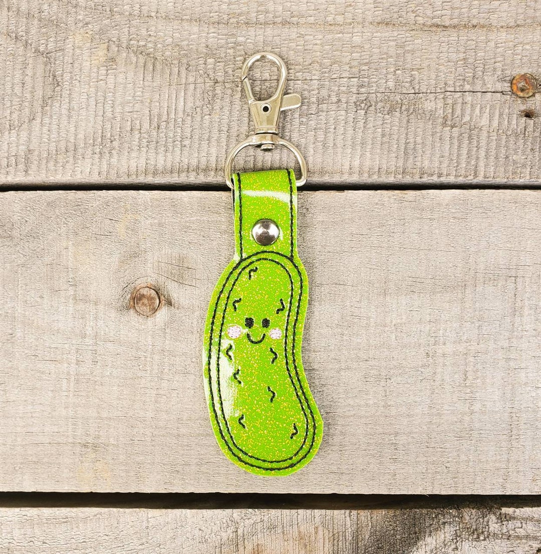 Pickle Keychain, Dill Pickle Backpack Charm, Cucumber Zipper Pull - Etsy
