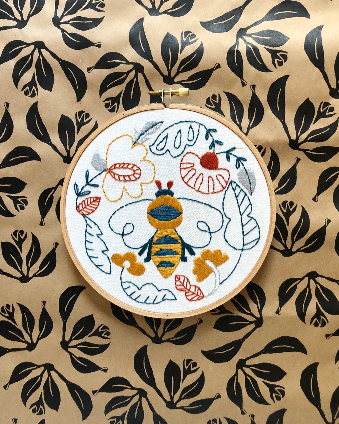 Bee PDF Embroidery Pattern, Download - Etsy