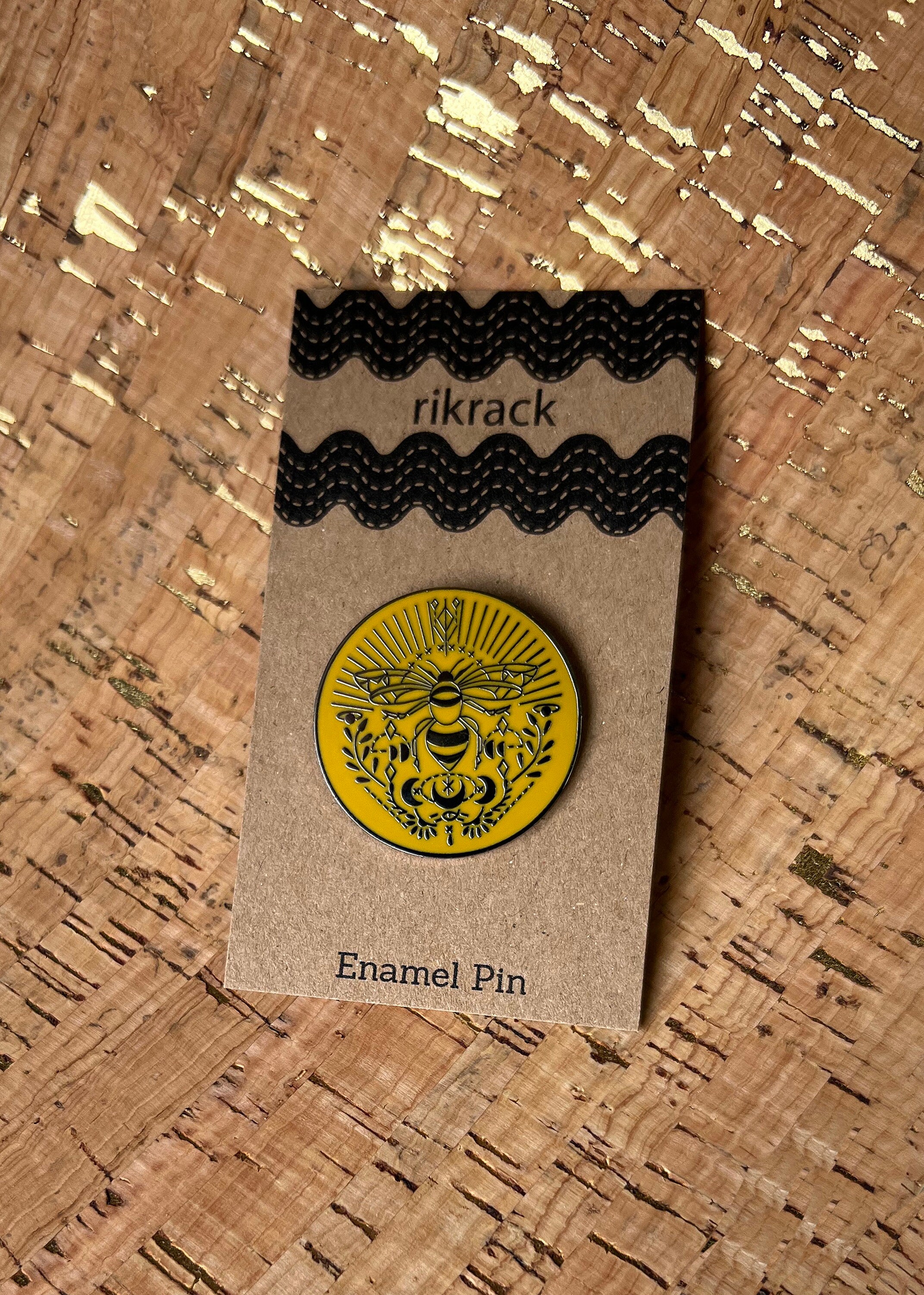 Bee Enamel Pin - Etsy