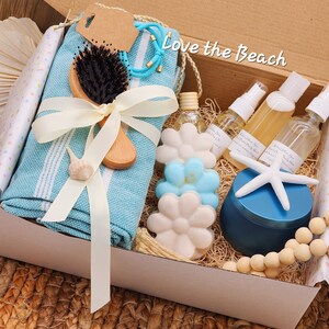 Beach Gifts - 60+ Gift Ideas for 2024