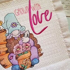 QUILT BLOCK EMBROIDERY Background #5 (background Only)-fits a 5x5", 6x6 ...