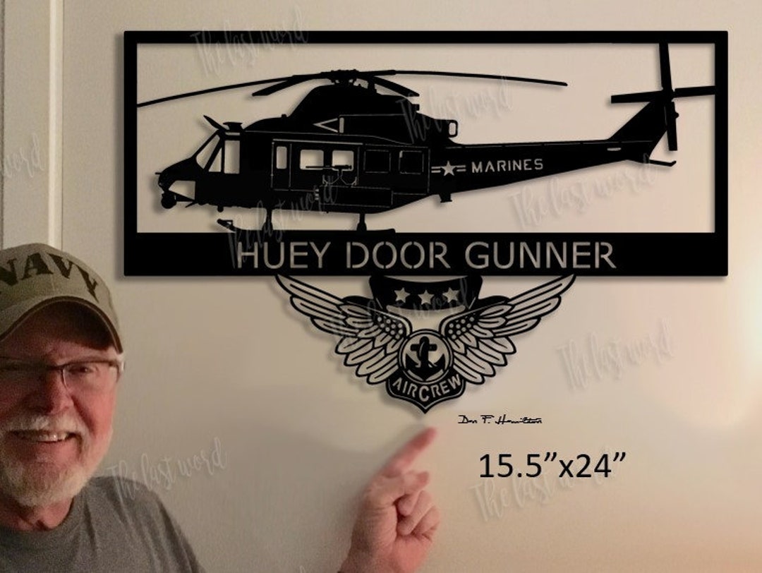 UH-1Y Huey Venom - Marine Corps With USMC Door Gunner Combat Aircrew ...