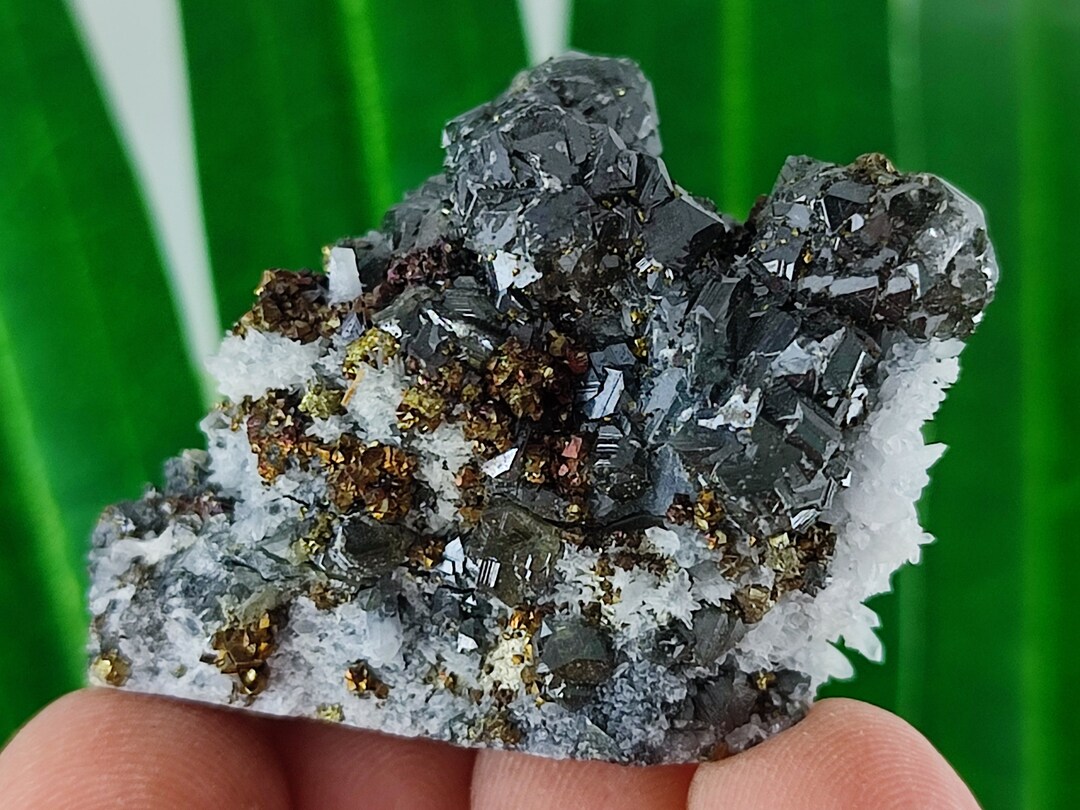 Gem Sphalerite Var Cleiophane With Chalcopyrite on Quartz From Bulgaria ...