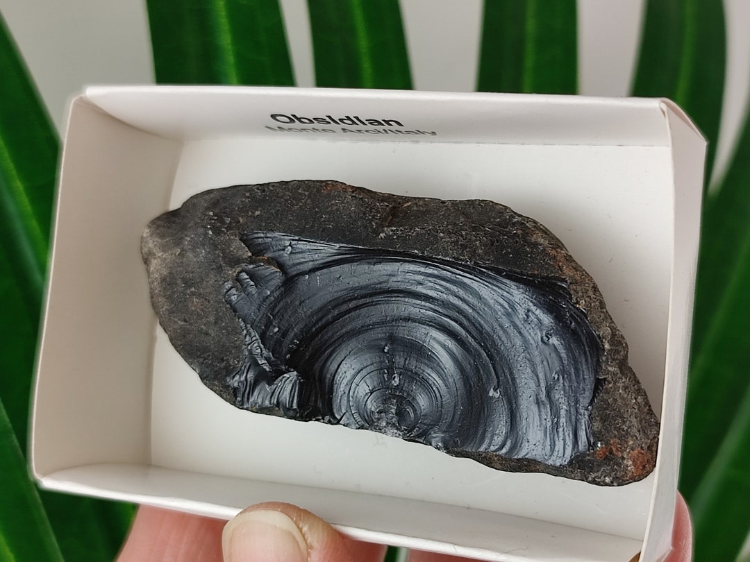 Natural Obsidian ,obsidian Crystal,natural Crystal,natural Kyanite ...