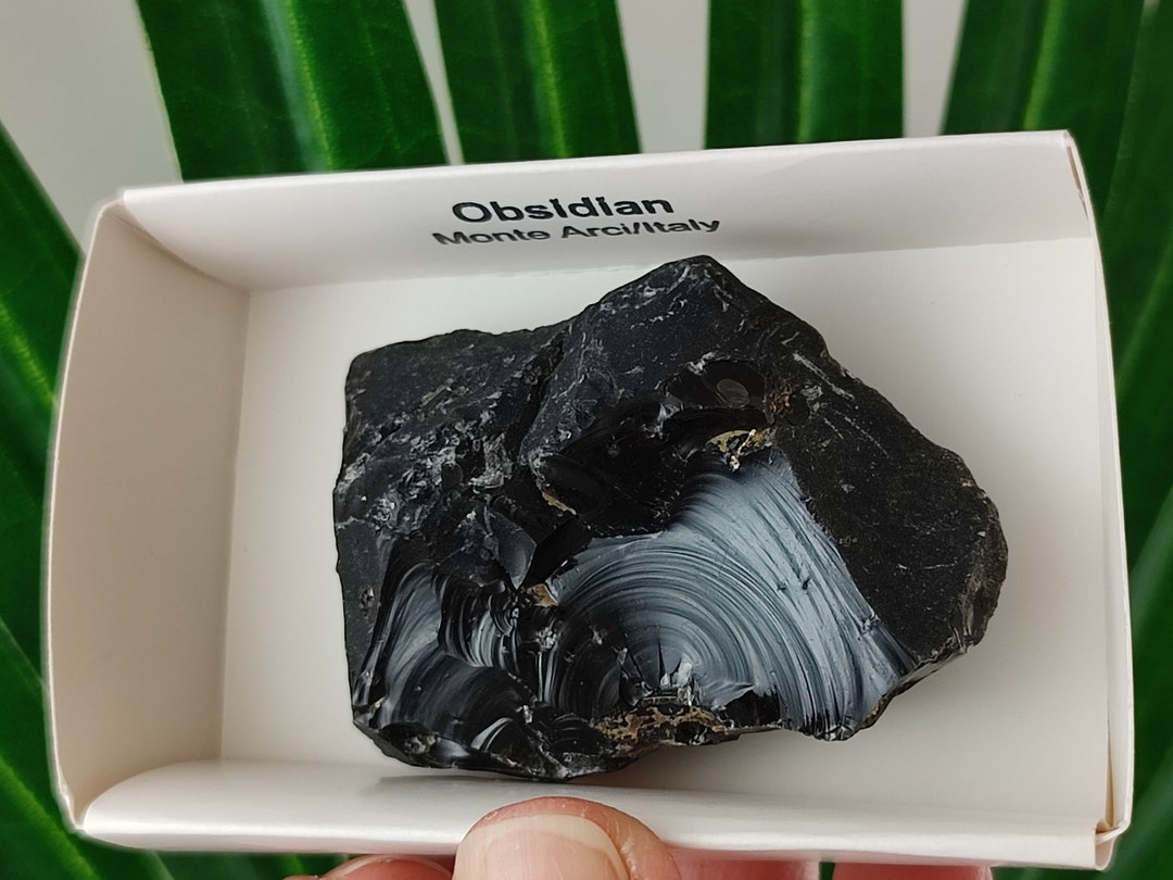 Natural Obsidian ,obsidian Crystal,natural Crystal,natural Kyanite ...