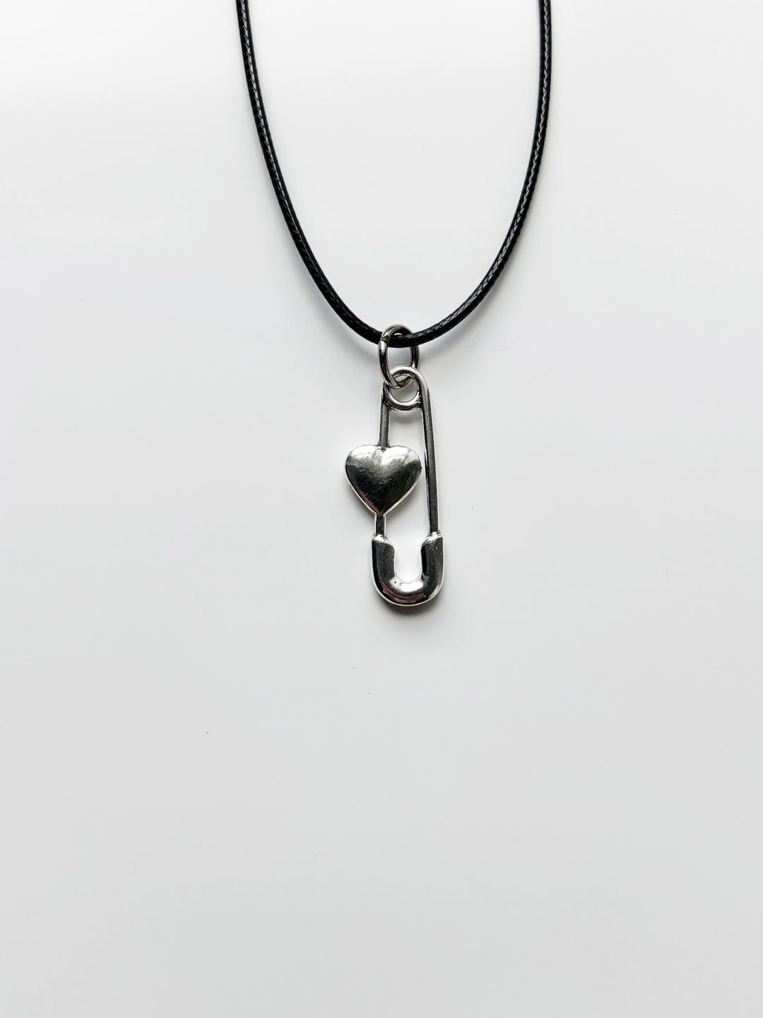 Heart Safety Pin Rope Choker Necklace & Pendent | Alt Goth Punk Rock ...