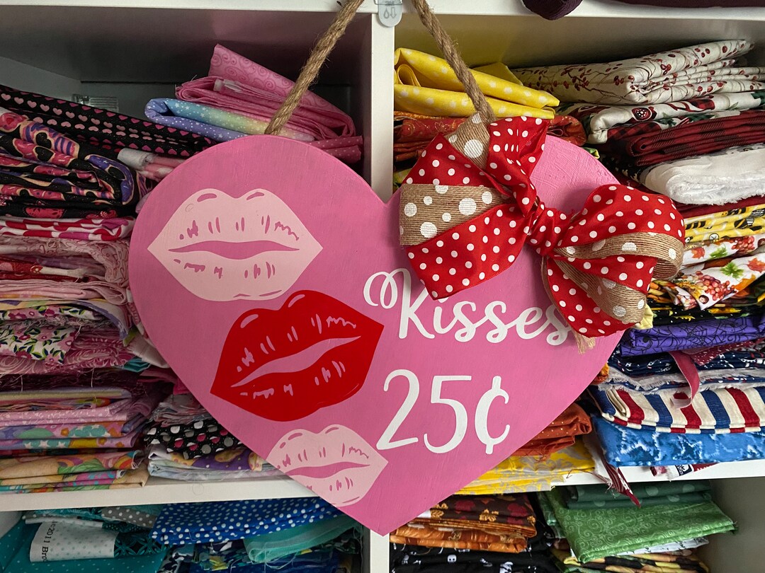 Kisses 25 Cents Wood Sign - Etsy