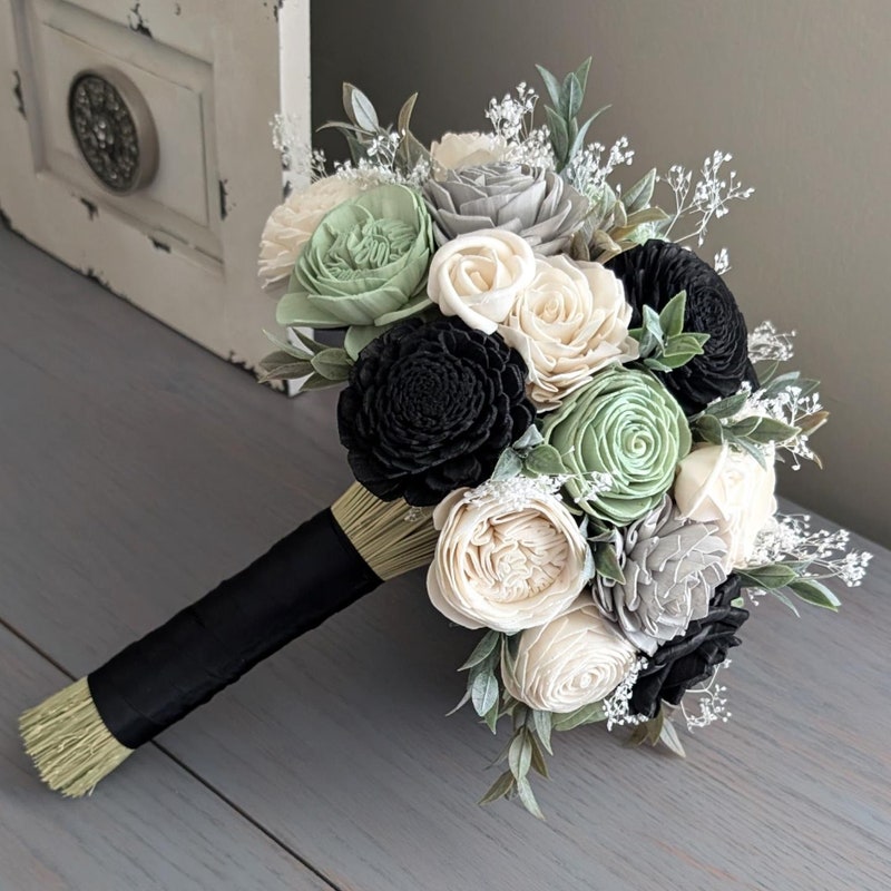 Black Bridal Bouquet - Etsy