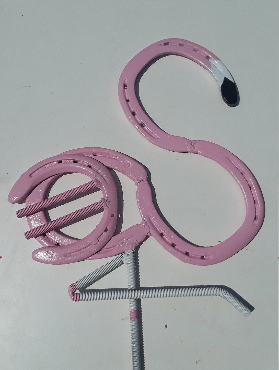 Horseshoe Flamingo Garden Stake facing right | Etsy