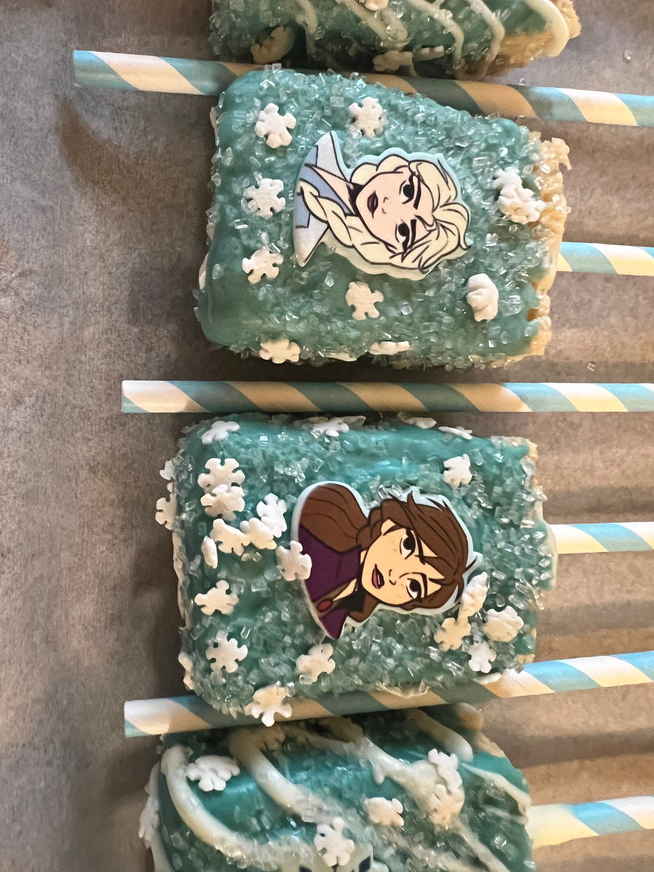 12 Frozen Themed Rice Krispy Treats Great for Kids Parties-favors - Etsy