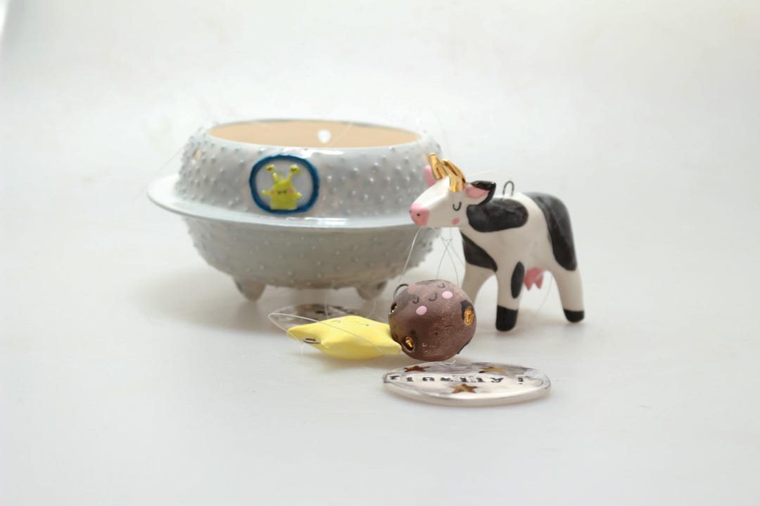 UFO - Hanging Planter - Space, Universe, Space Rocket, Stars, Alien ...