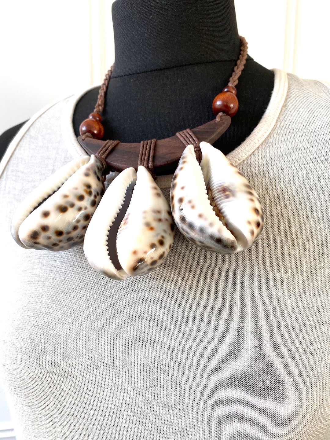 Fallisha Shell Necklace , Cowrie Shell Necklace ,shell Jewellery ...