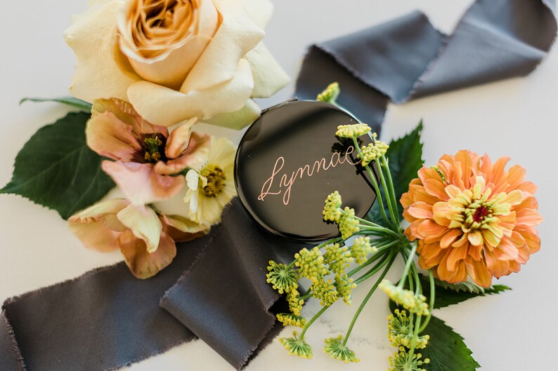 Custom Engraved Gold Calligraphy Mirrored Compact Compact - Etsy