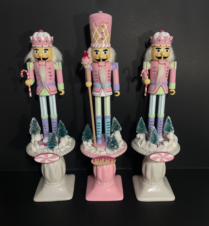 Custom Hand Painted Christmas Nutcracker - Etsy