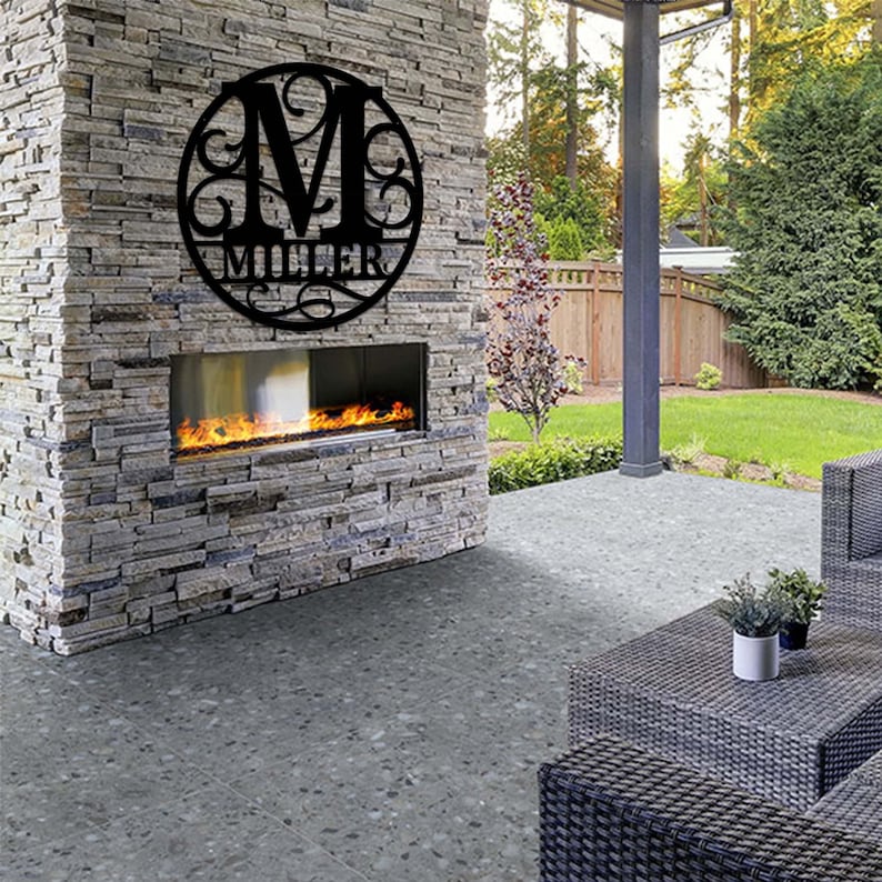 Round Personalized Metal Monogram Sign. Wedding Gift. Family - Etsy