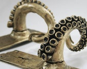 Octopus Arm Door Handle