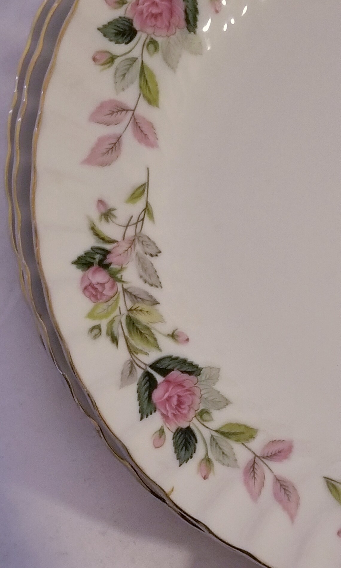20 Pieces Dinnerset-dinnerware Set- by Creative Regency Rose-dishes ...