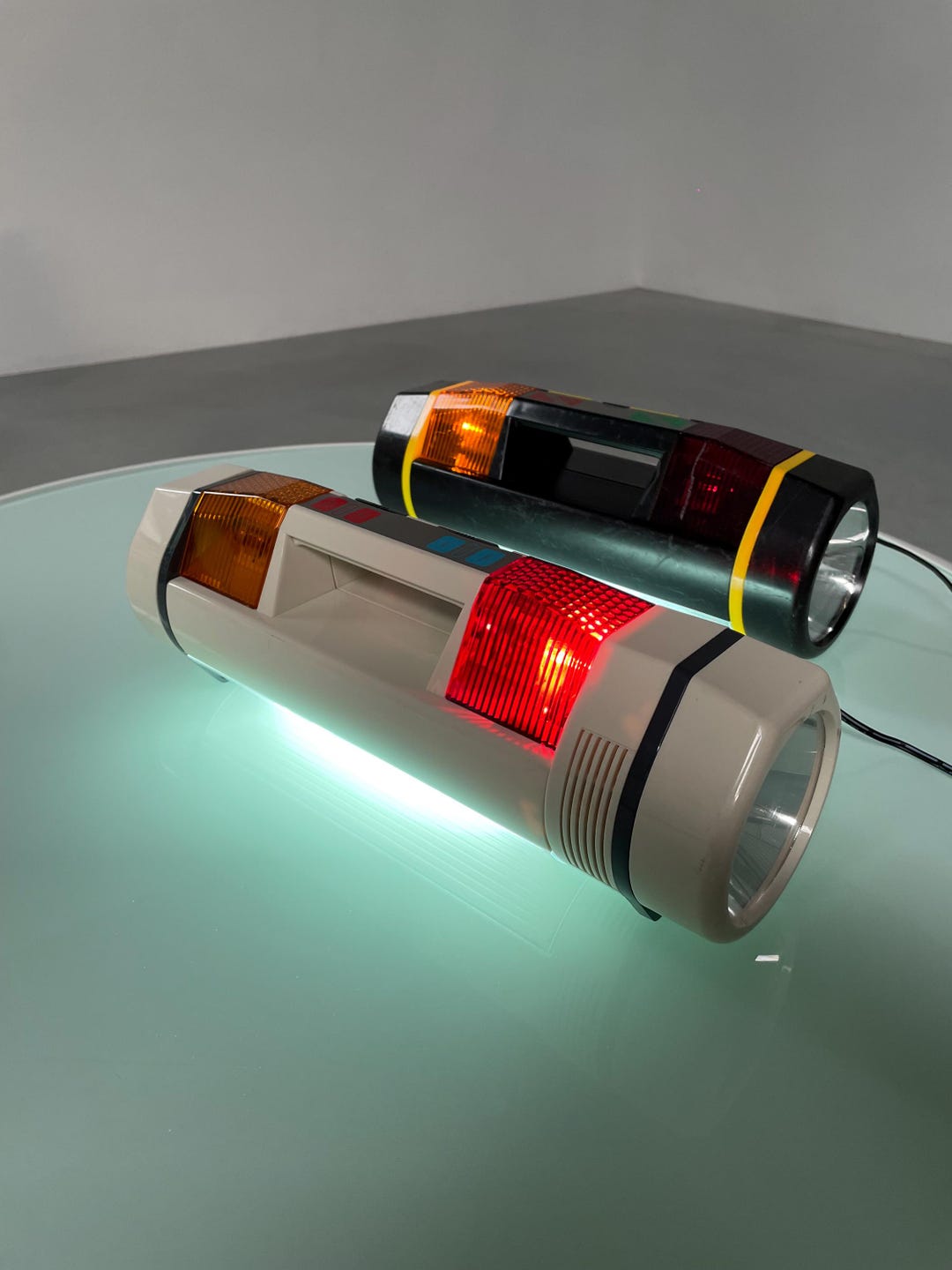 Vintage 70s Car Lighting With Siren Sound 12 Volt Plug or Batteries Set ...