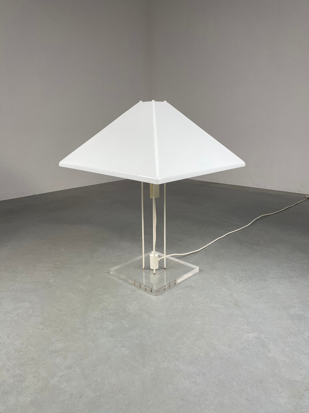 Vintage Harco Loor XXL Desk Lamp Big 1980s Modern Acrylic Table Light ...