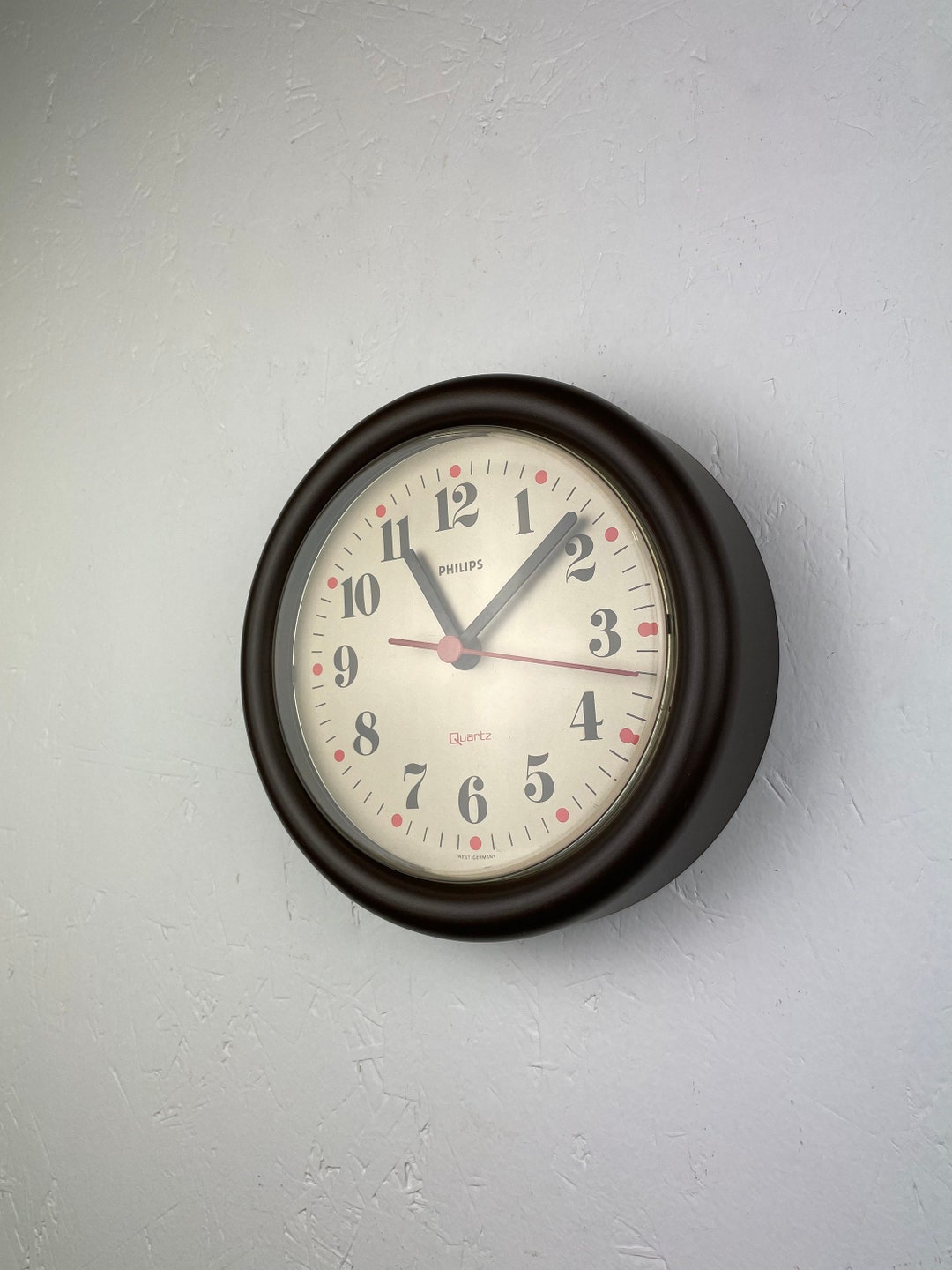 Vintage Philips HR5476 Quartz Wall Clock - Retro Brown Round Clock ...